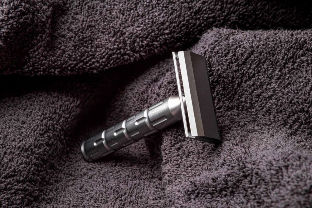 The Goodfellas' smile safety razor Syntesi Stainless - Scheersalon